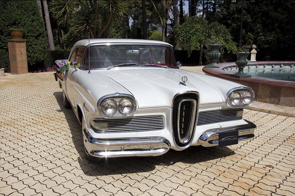 ALQUILER DE COCHES PARA BODAS CLASICO NUPCIAL O ÉPOCA EN VALENCIA